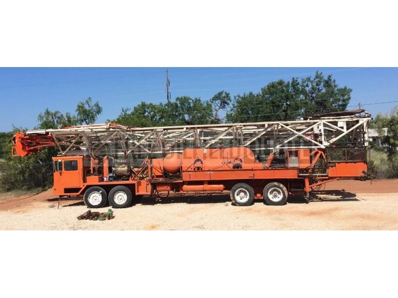 22981778 - Franks 658 Well Service Rig