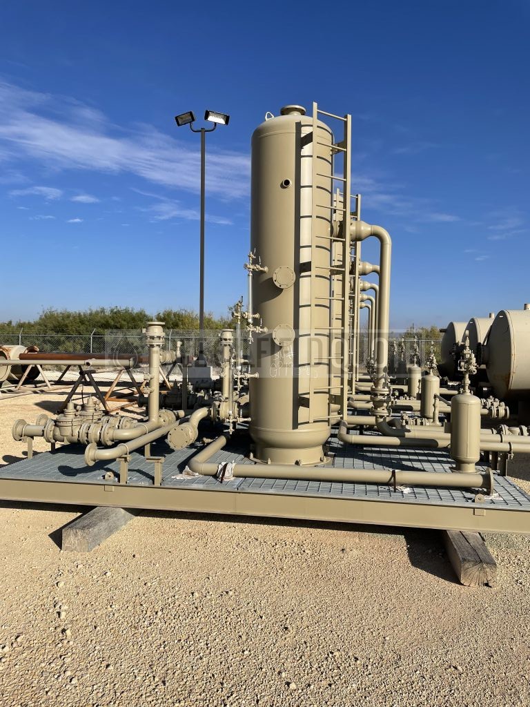 11515188 - New/Unused 36in x 10ft Vertical Separator on Skids