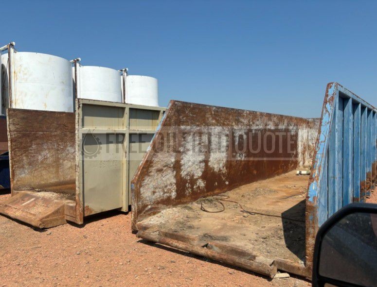 45938546 - Flock Tanks