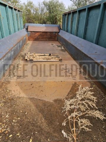 45938546 - Flock Tanks