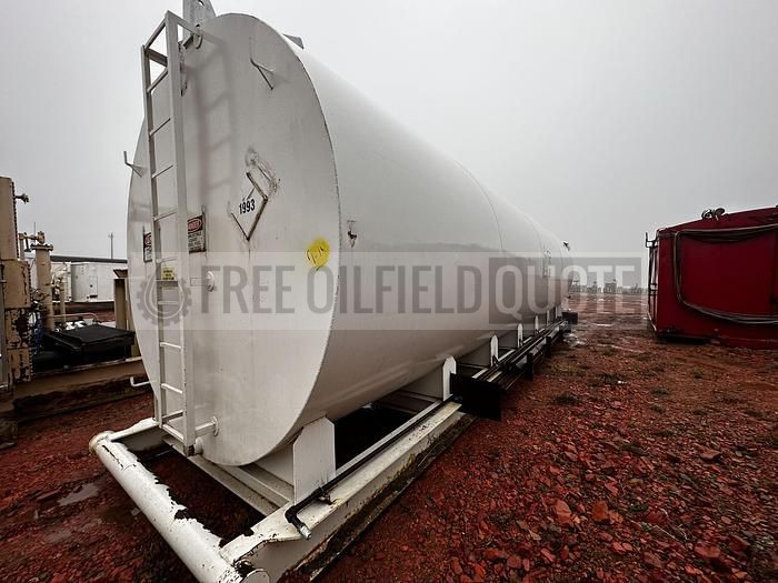 02324789 - 18000 Gallon Skidded Fuel Tank with Pump House