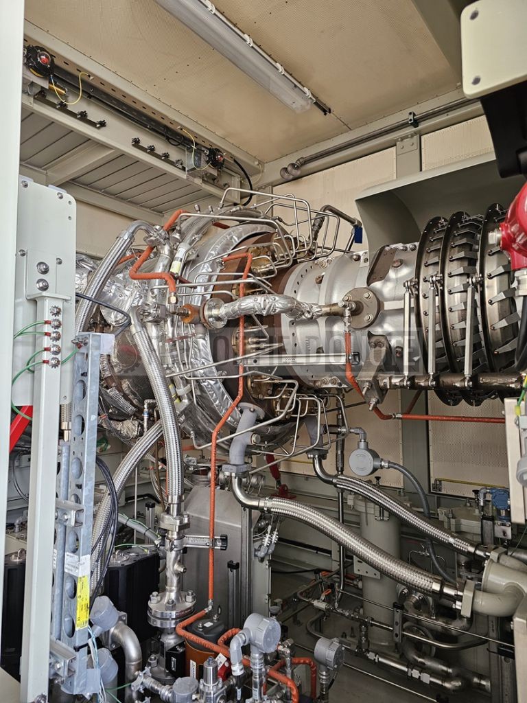 37258090 - New Solar Titan 130 Gas Turbine